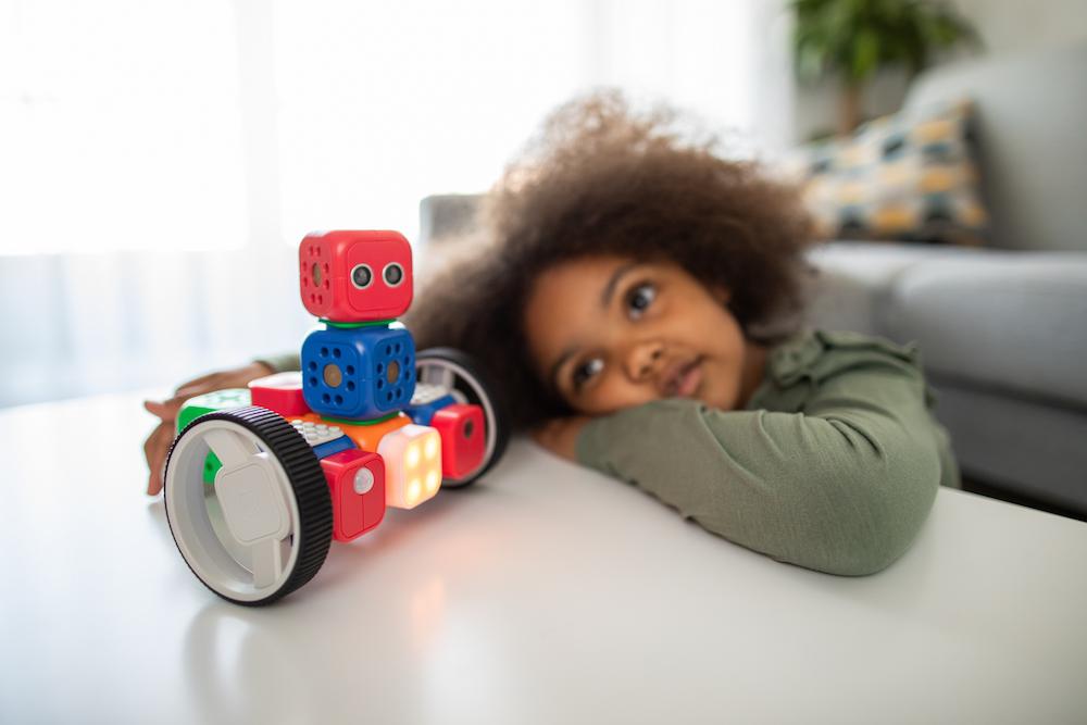 6 voordelen van een robot programmeren voor kinderen - HCS